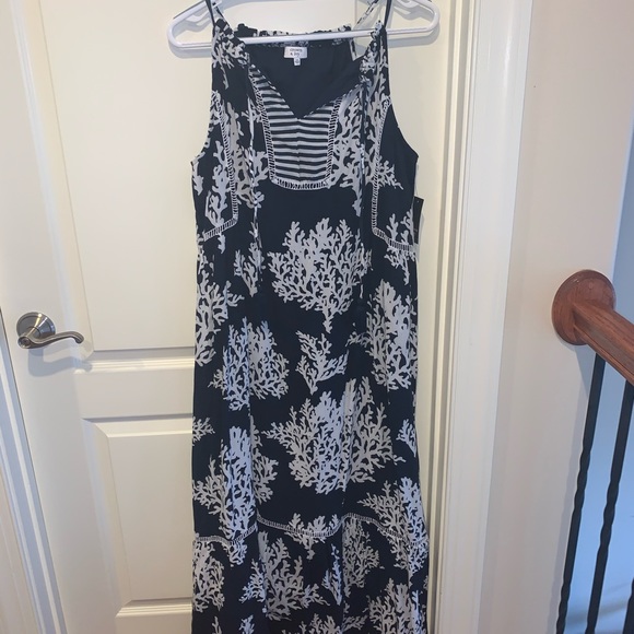 crown & ivy | Dresses | Crown And Ivy Dress | Poshmark
